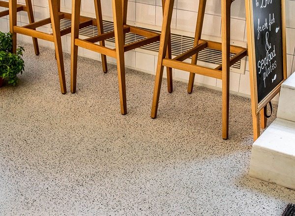 Microciment bai, bucatarii, pardoseala | PROLAT